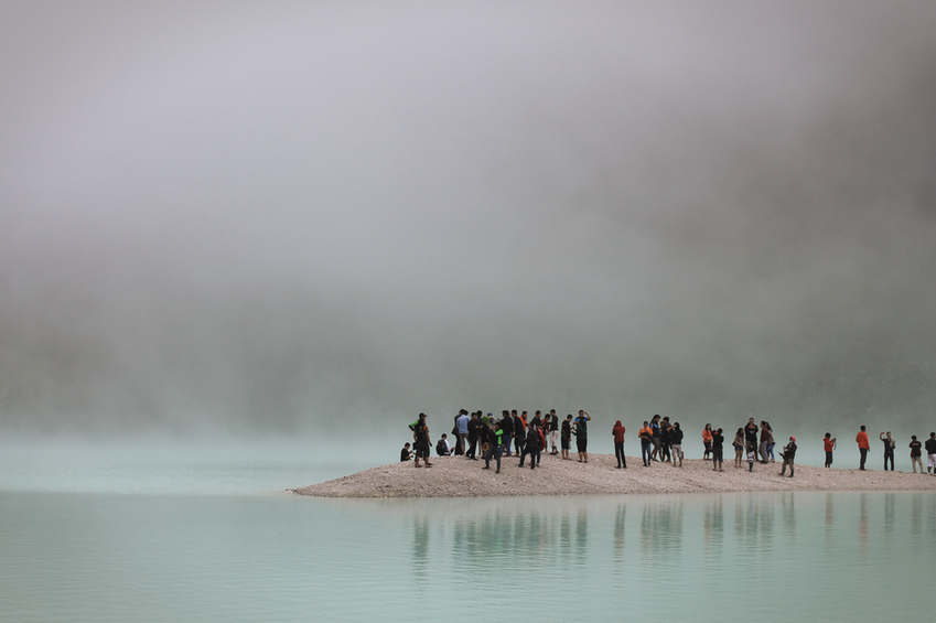 Espèce d’abrutis – Atman – des livres et nous